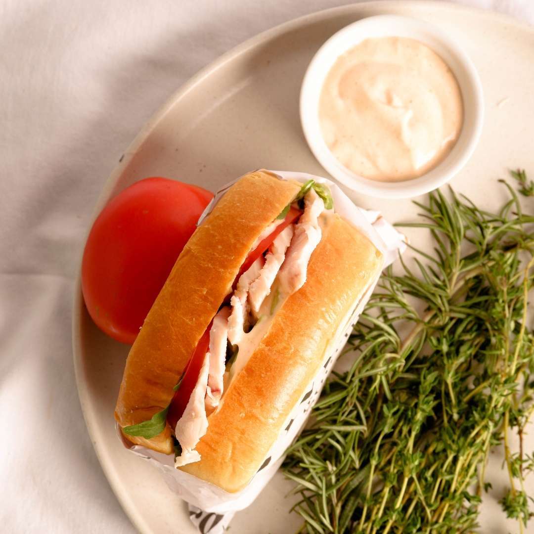 Chicken Avo Sriracha Mayo On Shokupan - Vivre Gourmet